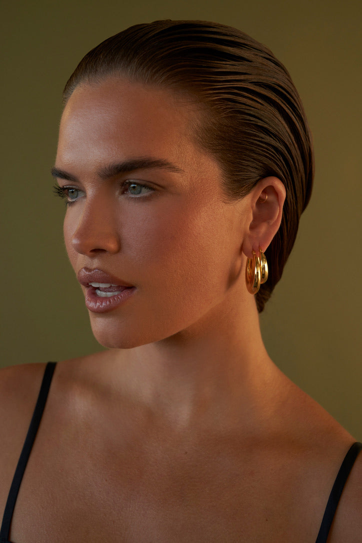 Medium Becca Hoops – Lili Claspe