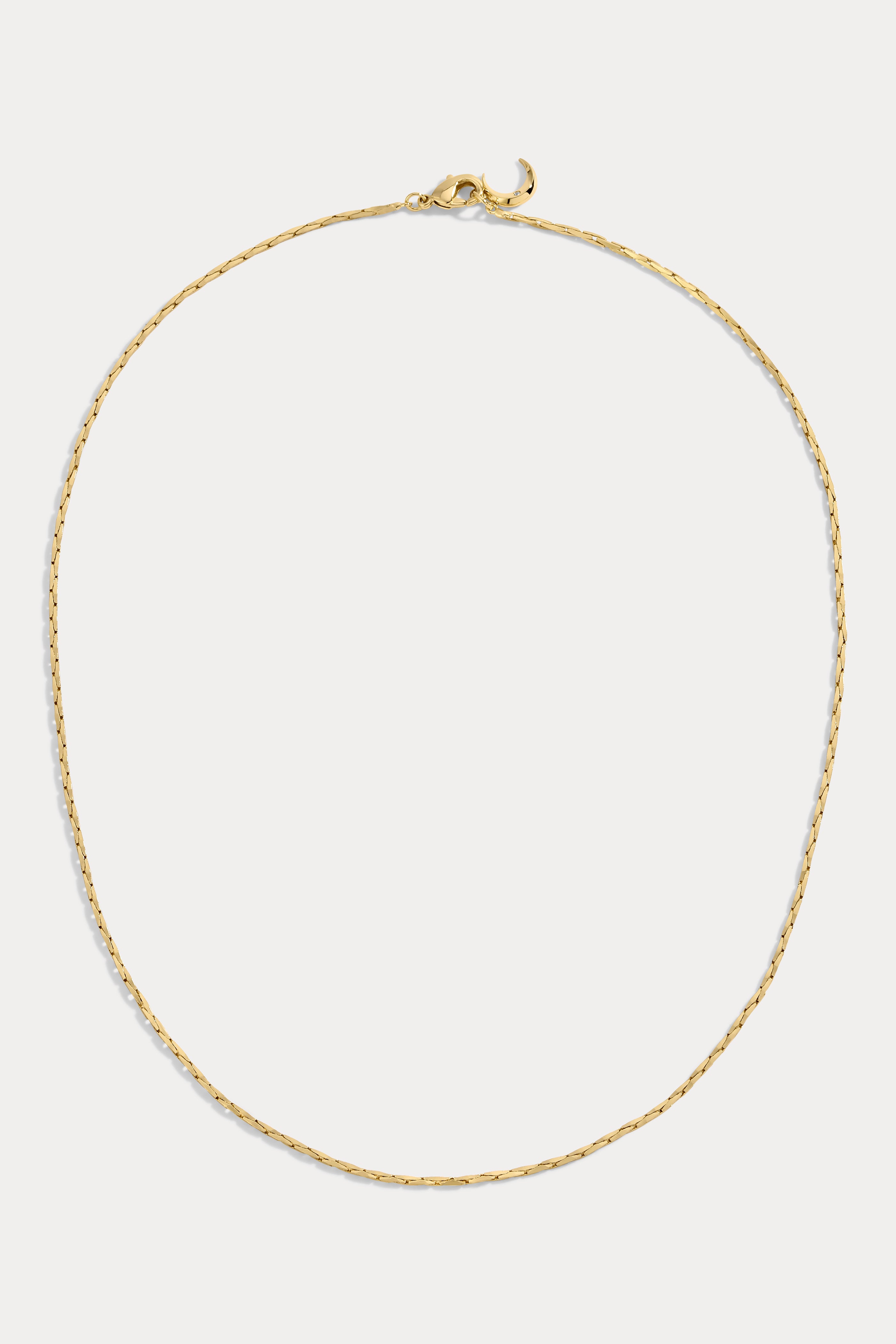 Lucy Chain – Lili Claspe