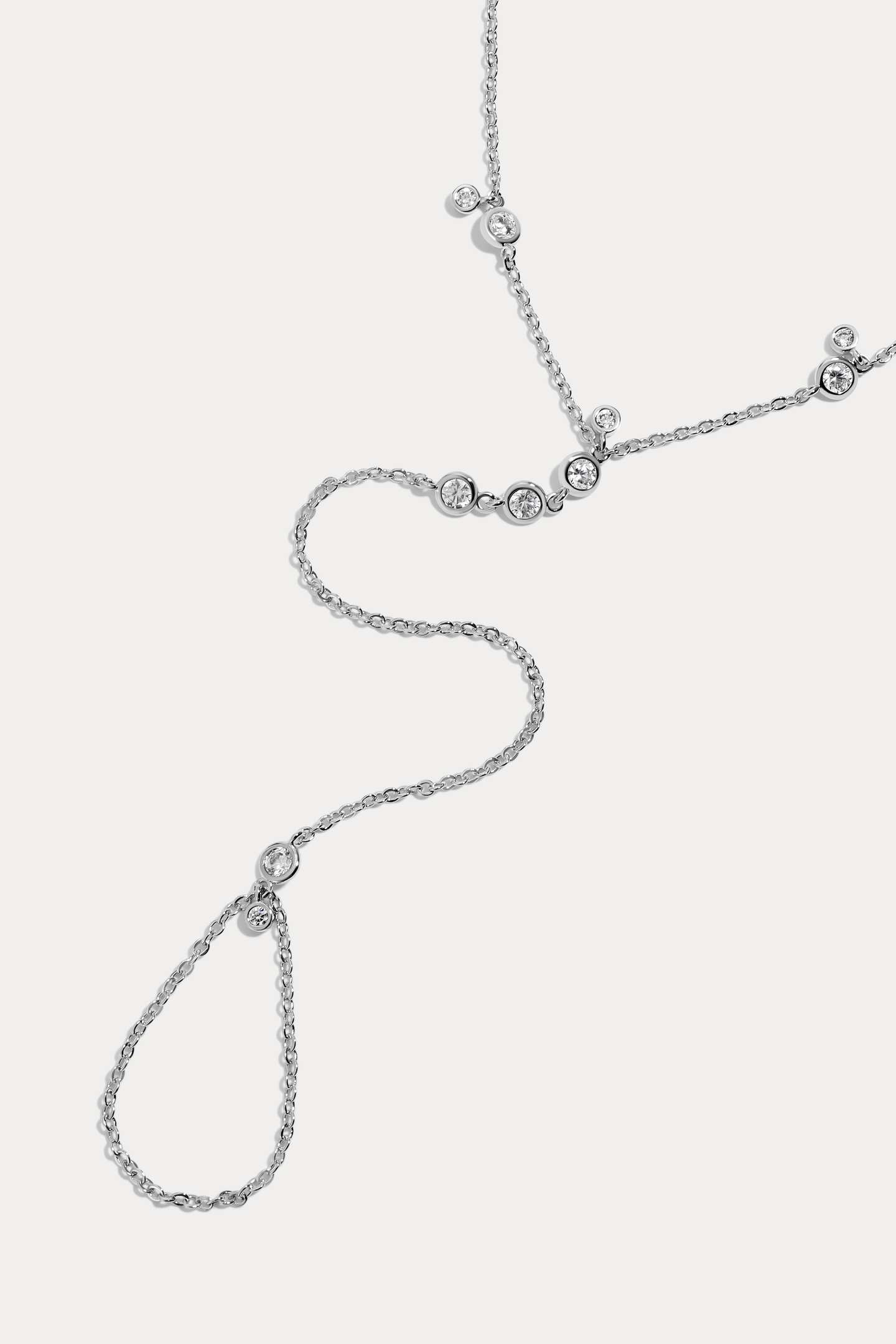 Anais Hand Chain – Lili Claspe